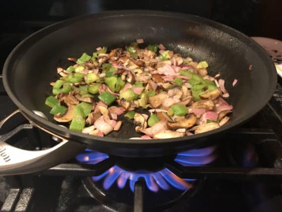 Why Pans and Baking Sheets Warp (& How to Easily Fix It) - Prudent Reviews