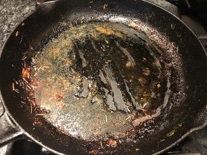 18 Pros and Cons of Cast Iron Cookware (Complete List) - Prudent Reviews