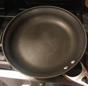 How to Clean Calphalon Hard-Anodized Pans (5 Easy Methods) - Prudent ...