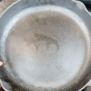 Cast Iron vs. Enameled Cast Iron (10 Major Differences) - Prudent Reviews
