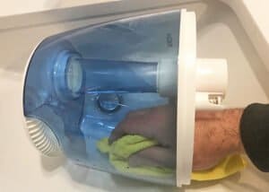 How to Clean a Vicks Cool Mist Humidifier (With Pictures) - Prudent Reviews
