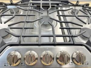 10 Types of Stoves/Cooktops (And the Pros & Cons of Each)