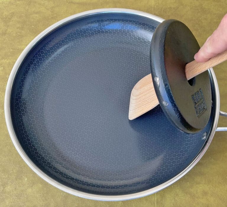 HexClad vs. Ceramic vs. Teflon (Best Non-Stick Pan?)