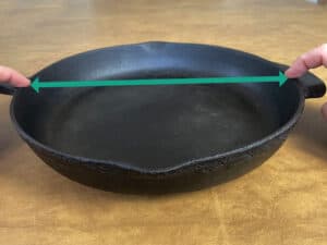 What Size Cast Iron Skillet Should You Buy? (Comparison Chart)
