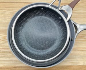 Cookware: Reviews, Brand Comparisons, and Buyer's Guides