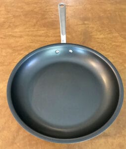 The 9 Best Non-Stick Pan Materials (How to Choose) - Prudent Reviews