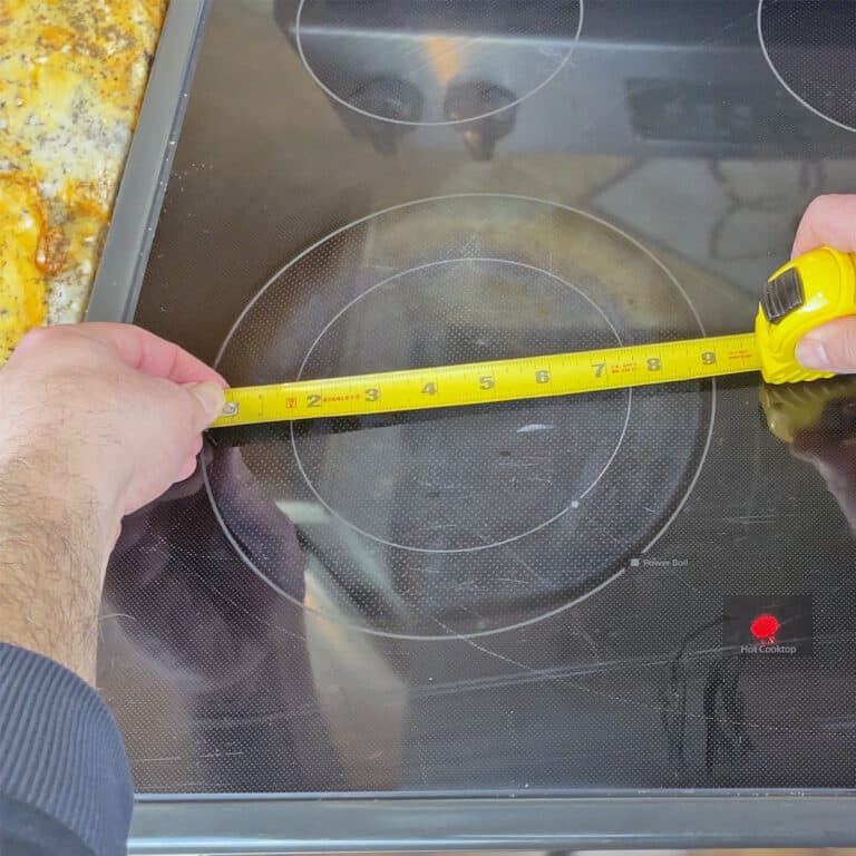 Why Pans and Baking Sheets Warp (& How to Easily Fix It) - Prudent Reviews