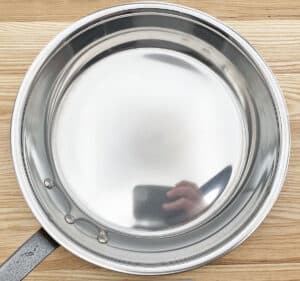 Brushed vs. Polished Stainless Steel Cookware (The Real Difference)