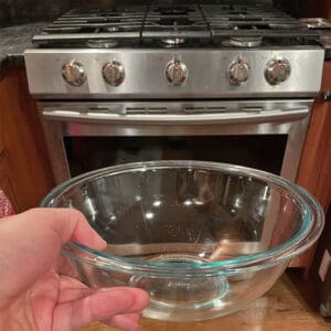 Can Pyrex Go in the Oven? (Glass Bakeware, Containers, Bowls)