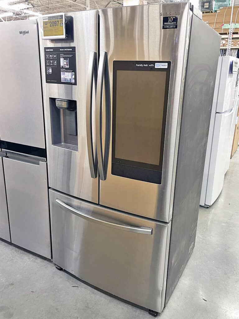 GE vs. Samsung Refrigerators (7 Key Differences)