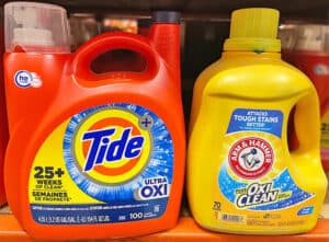 Tide vs. Arm & Hammer Laundry Detergent (Which Is Better?)