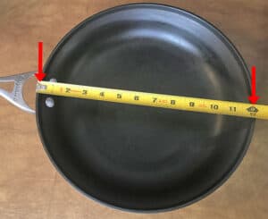 10-Inch vs. 12-Inch Pan (Which Size Is Better?) - Prudent Reviews